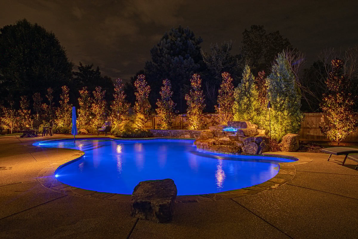Lighting Around Your Pool: 4 Great Ideas to Consider